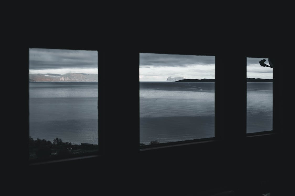 Choosing the Right Storm Windows for Your Home: A Comprehensive Guide ...